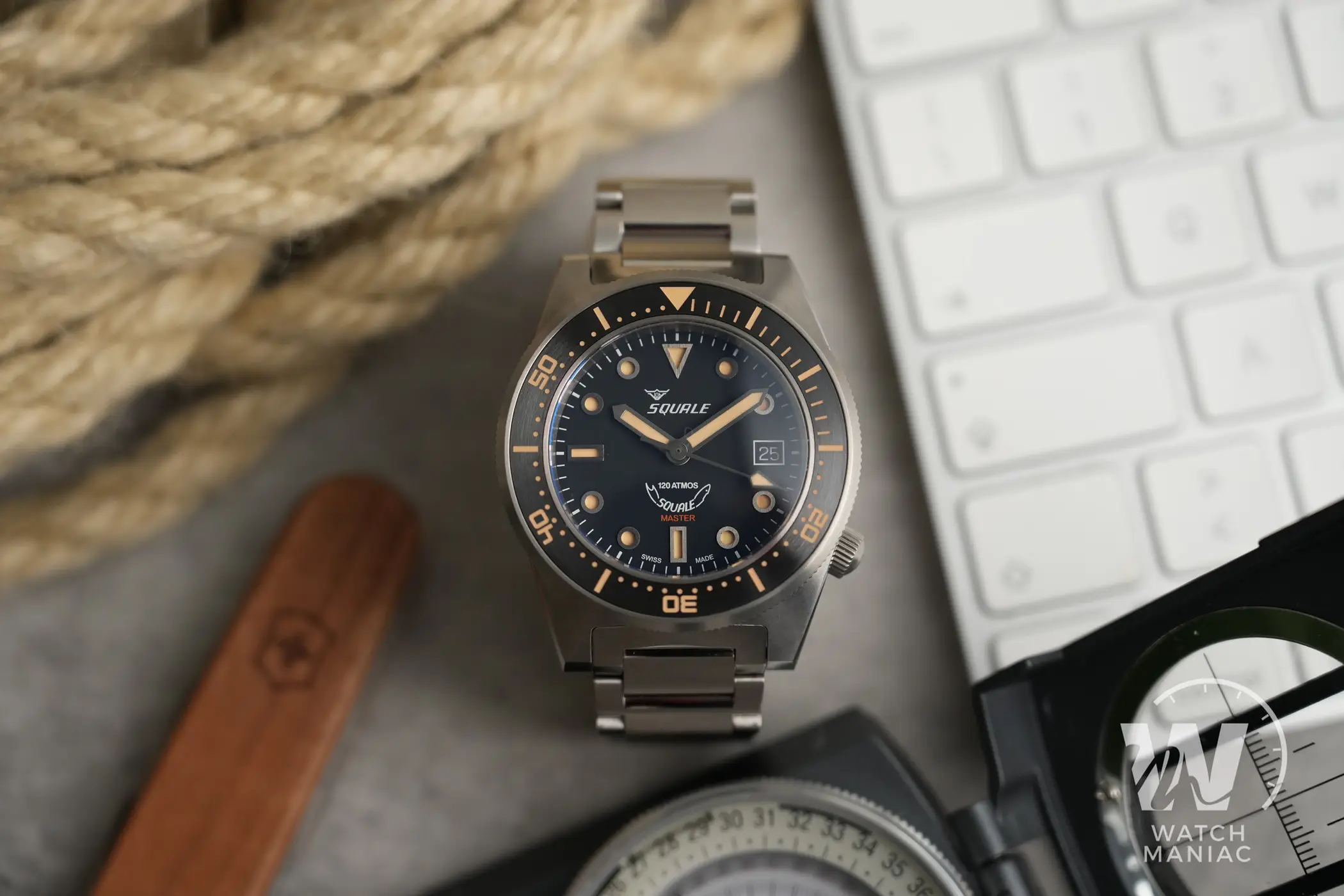 Squale Master Titanium 120ATM, recensione completa - WatchManiac